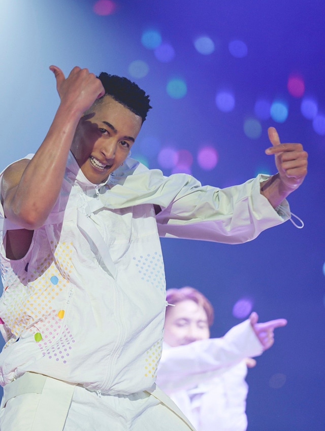 GENERATIONS LIVE TOUR 2023 "THE BEST" 10th ANNIVERSARY WEAR COLLECTION｜VERTICAL GARAGE OFFICIAL ...